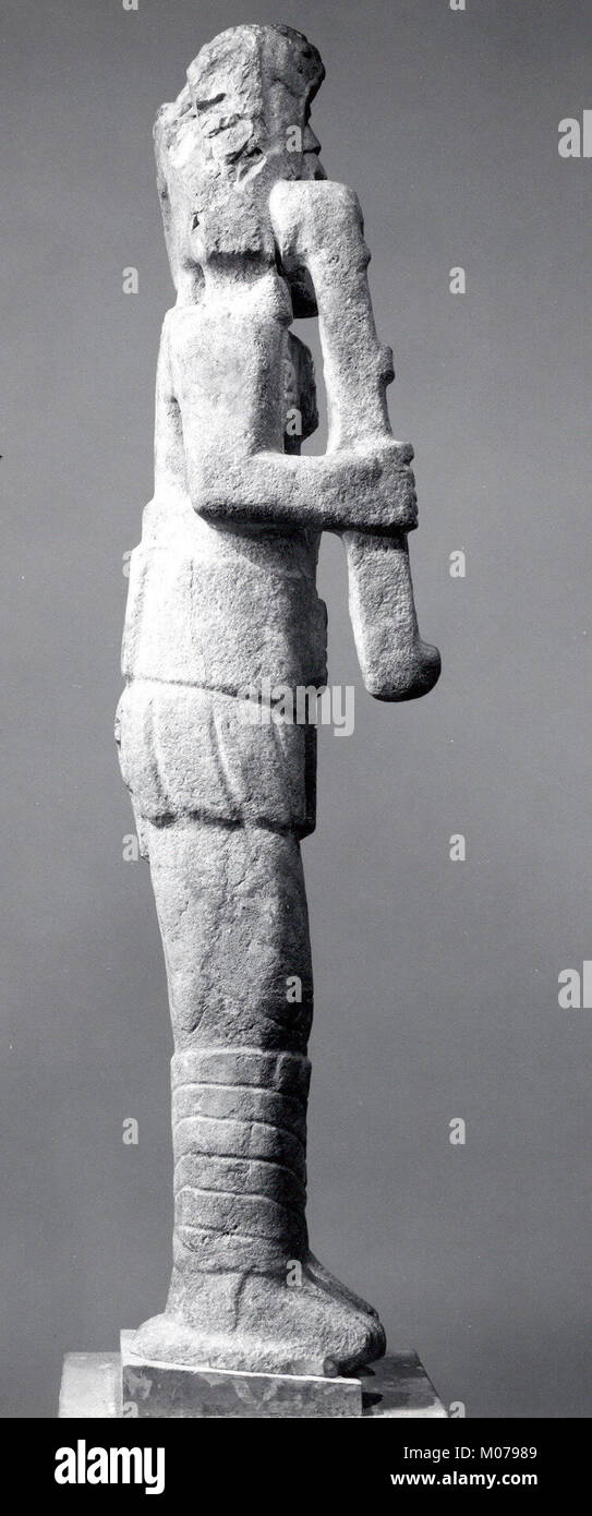 Monumental Figure MET vs66 181b Stock Photo - Alamy