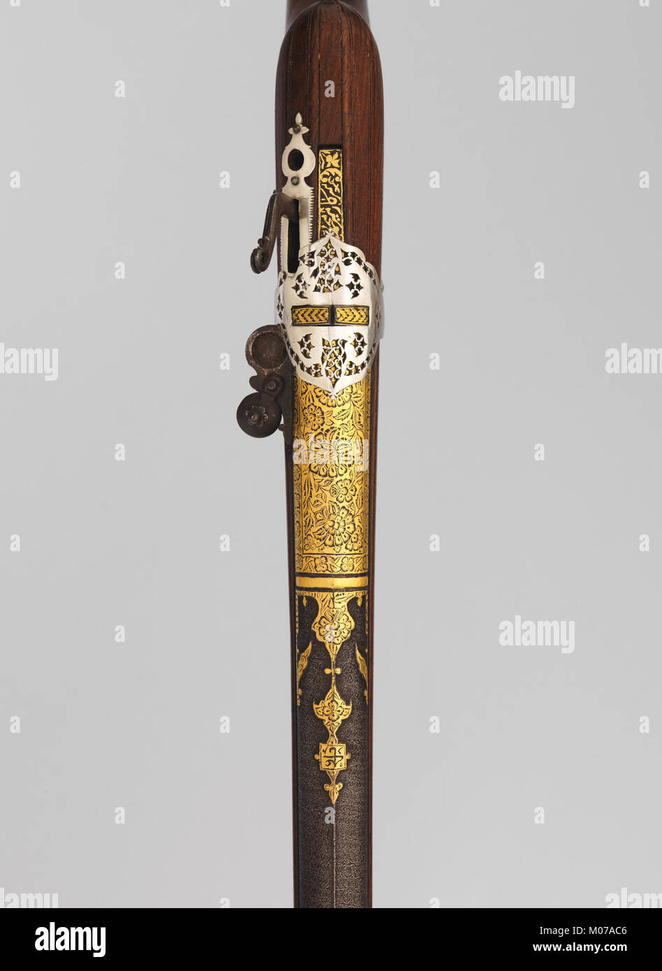 Matchlock rifle hi-res stock photography and images - Alamy