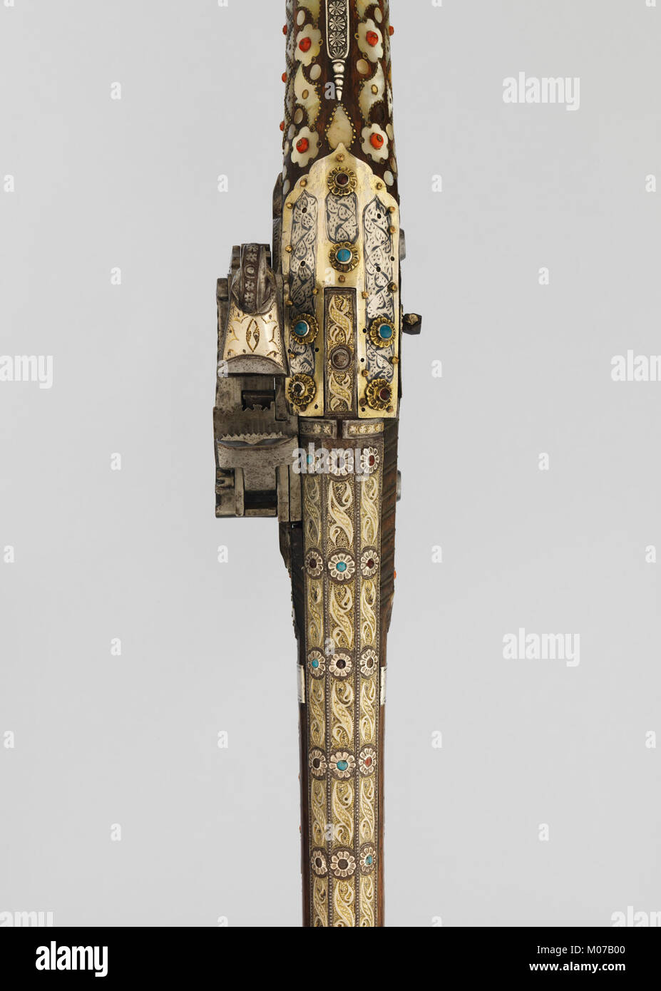 The Miquelet gun is an early firearm from the 17th century, known for ...