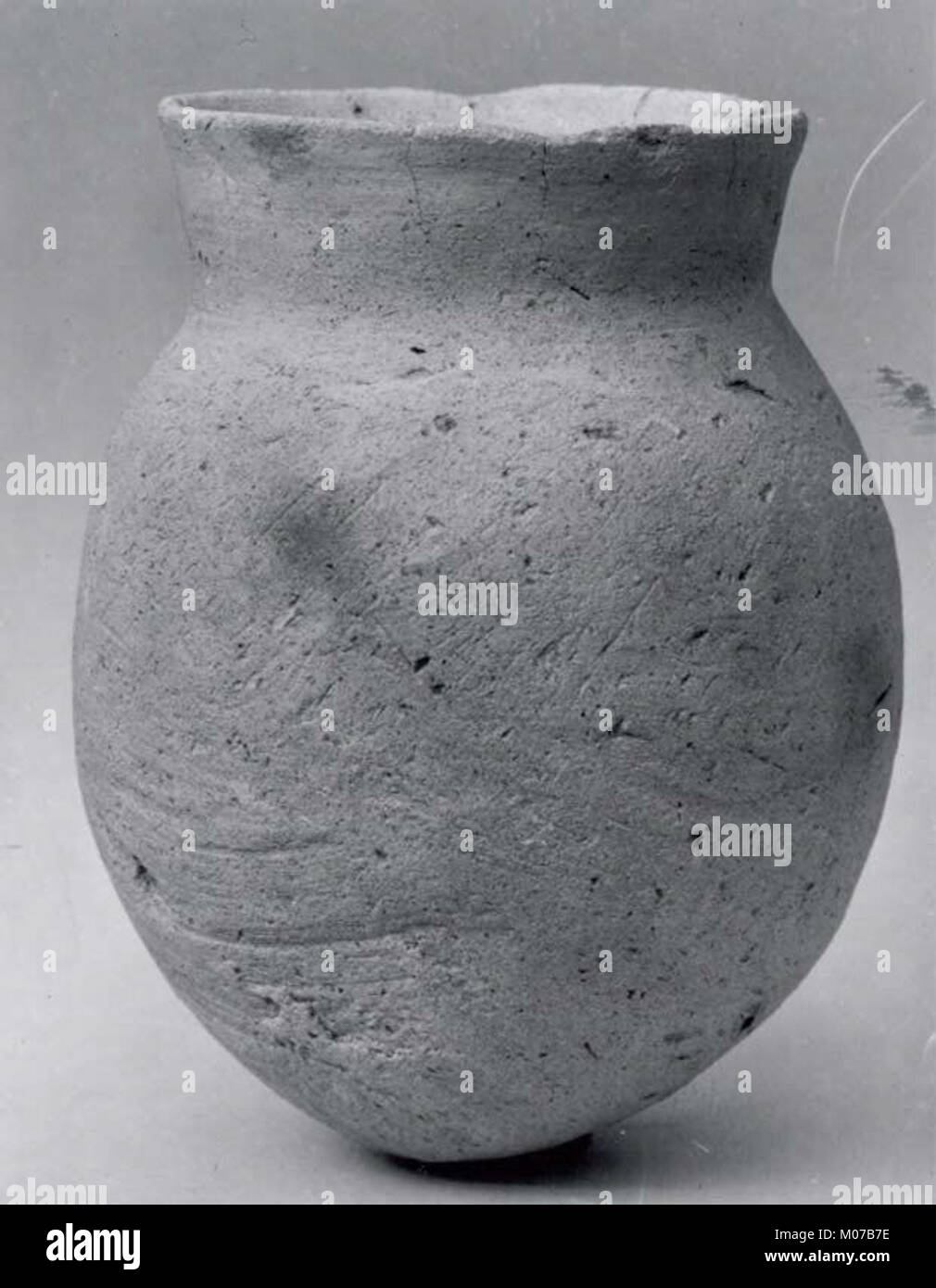 A jar from the MET collection, showcasing the form and function of ...