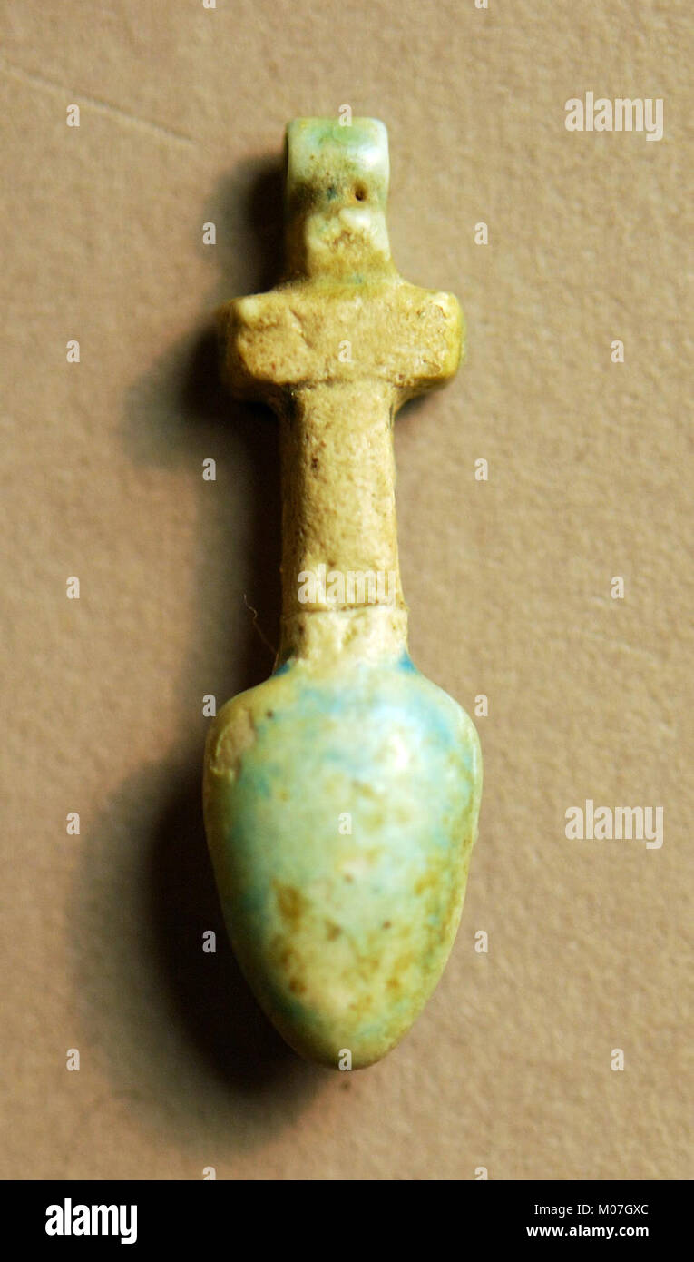 Nefer amulet hi-res stock photography and images - Alamy