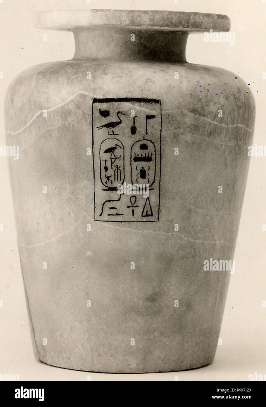 Thutmose iii cartouche hi-res stock photography and images - Alamy