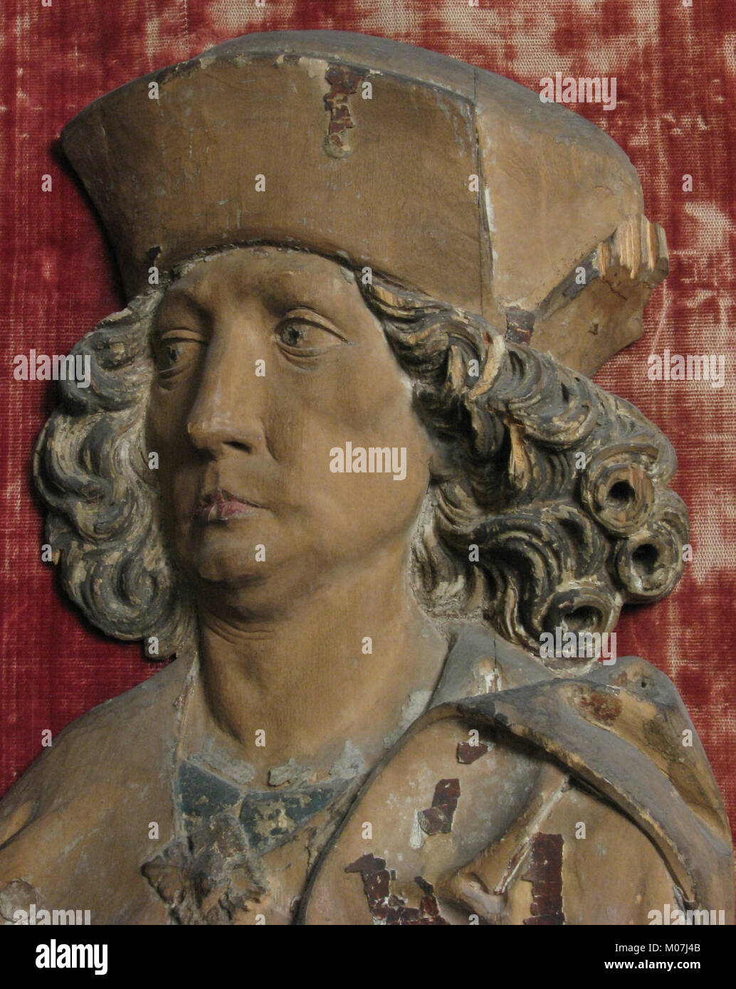 Male relief figure hi-res stock photography and images - Alamy