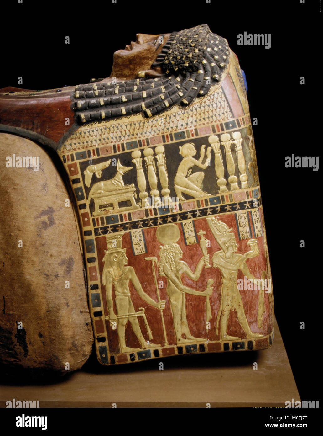 Embalming egyptian mummy hi-res stock photography and images - Alamy