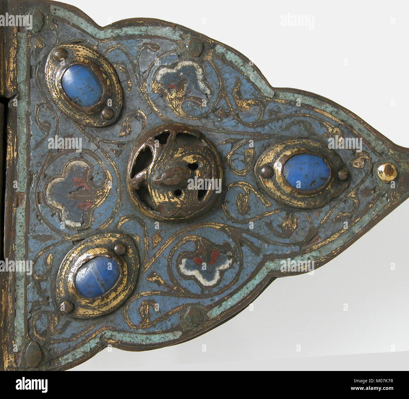 This incense boat from the MET collection (sf17-190-126d) is a ...