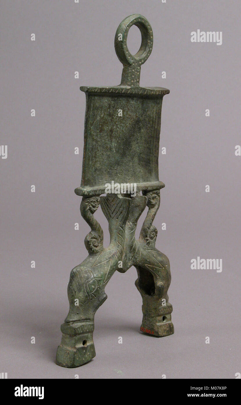 Antique roman lamp hi-res stock photography and images - Alamy