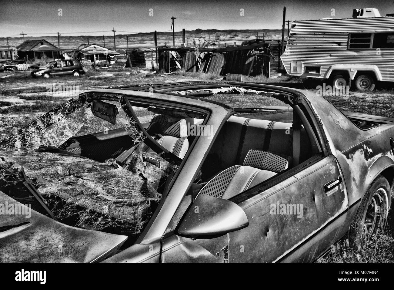 Old junk car Stock Photo - Alamy