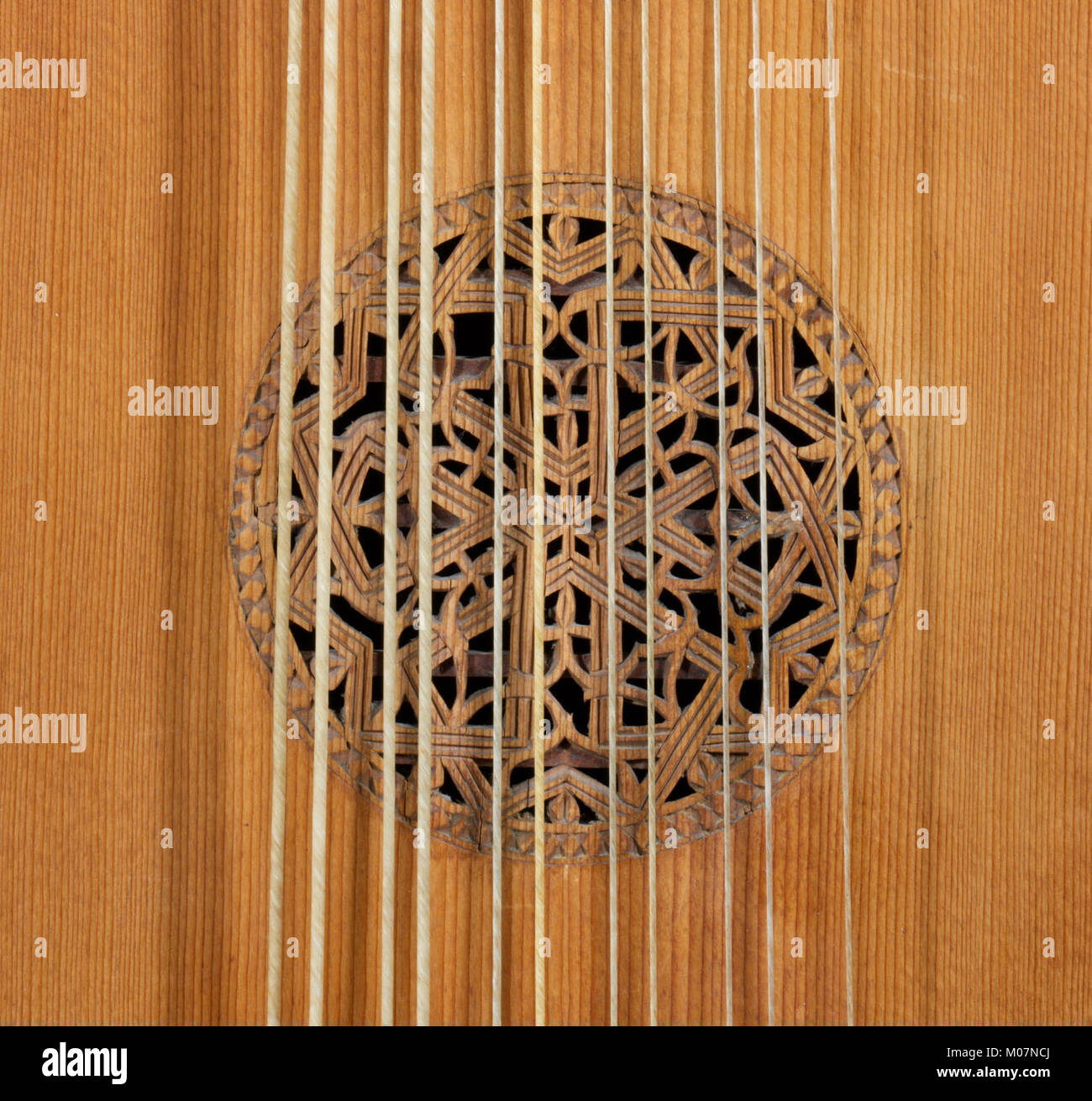 Pear shaped lute hi-res stock photography and images - Alamy