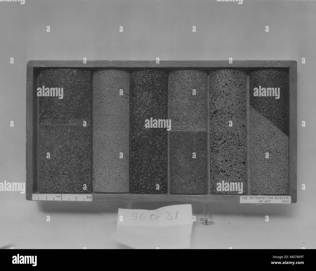 Lacquer Samples MET 54358 Stock Photo - Alamy