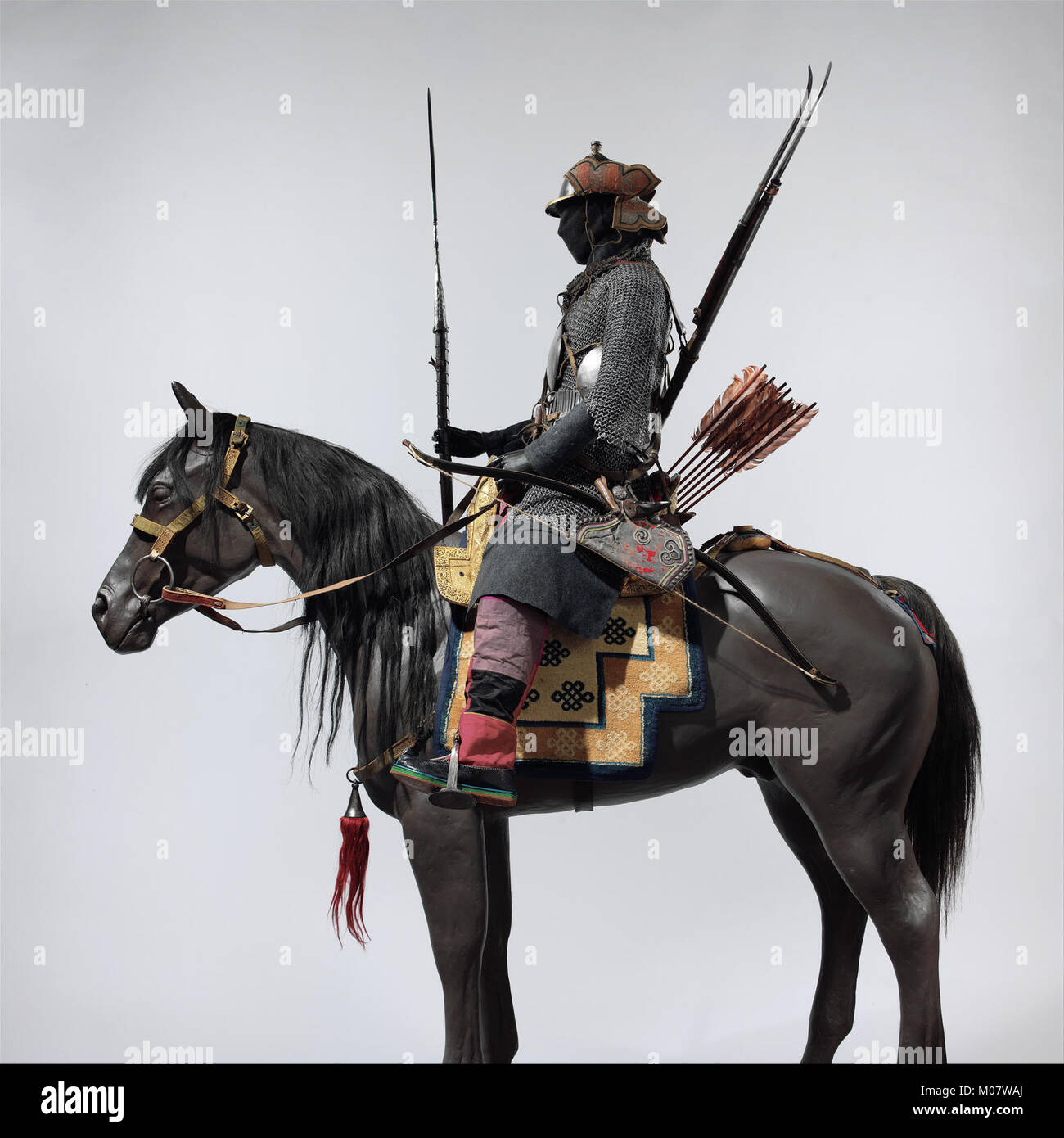 Interlocking metal rings hi-res stock photography and images - Alamy