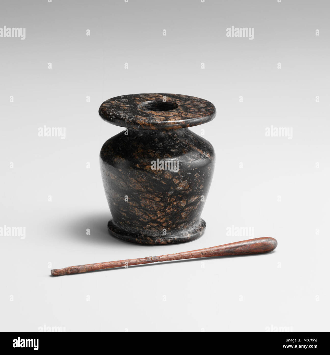Kohl Stick MET DP116088 Stock Photo - Alamy