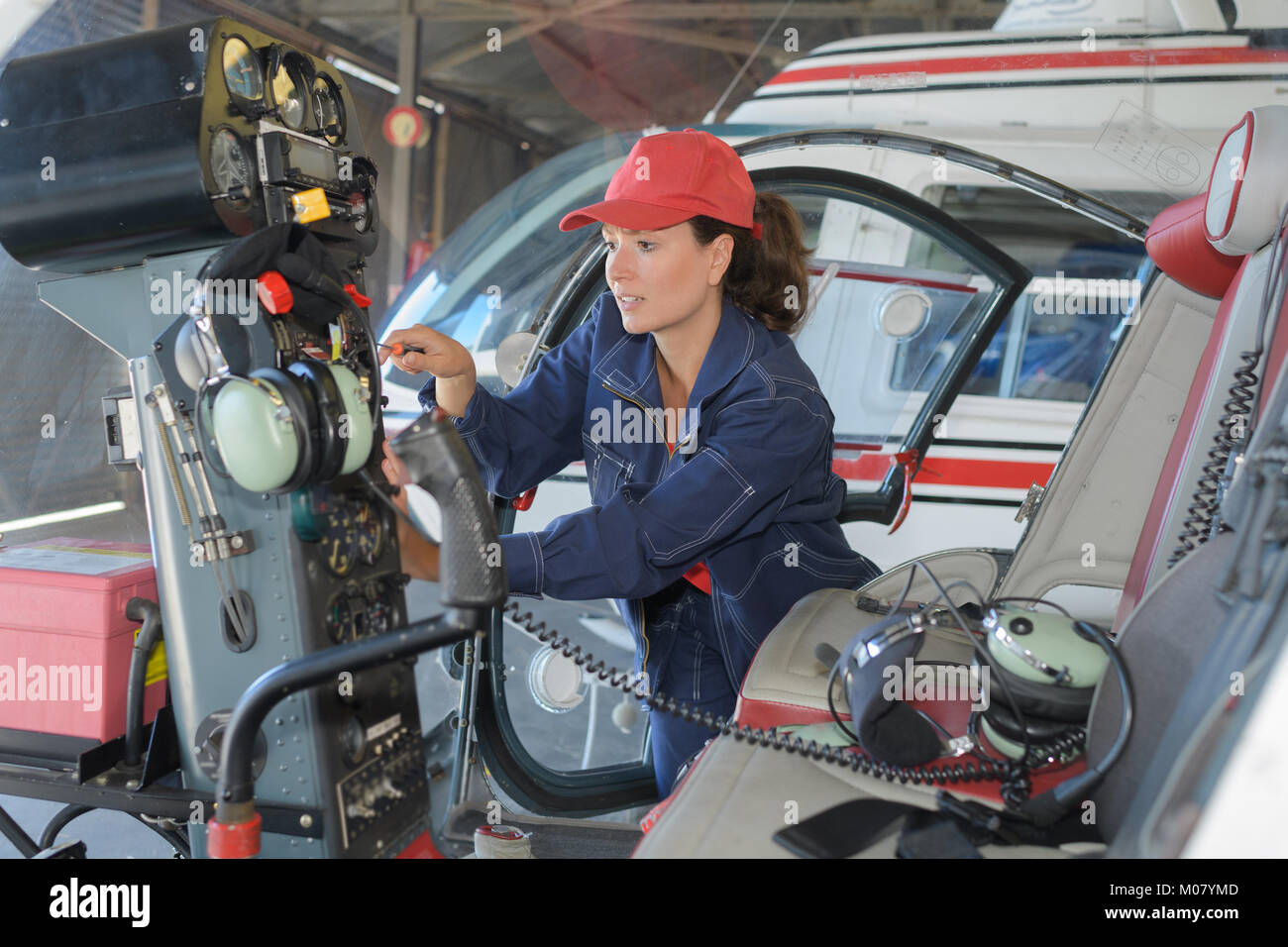 Female ground crew hi-res stock photography and images - Alamy