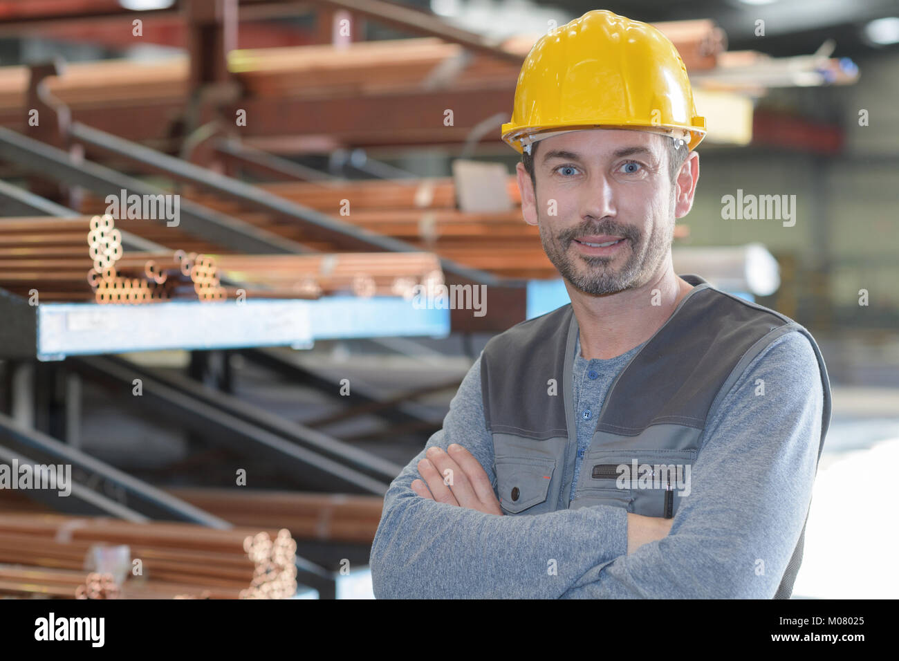 Man welding fabrication construction building hi-res stock photography ...