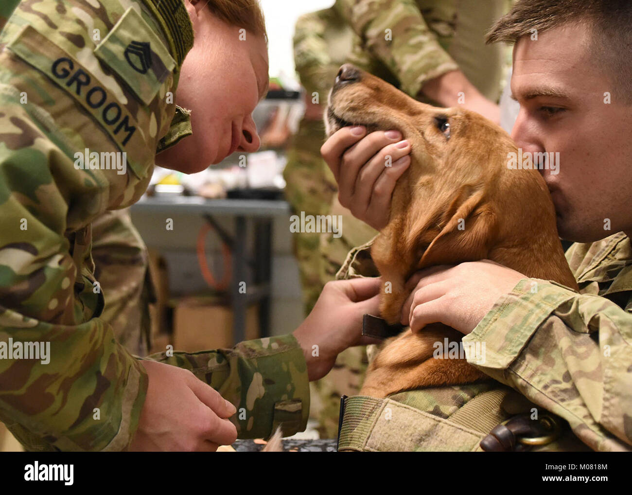 Soldiers with Detachment 1, Charlie Company, 2-211th General Support ...