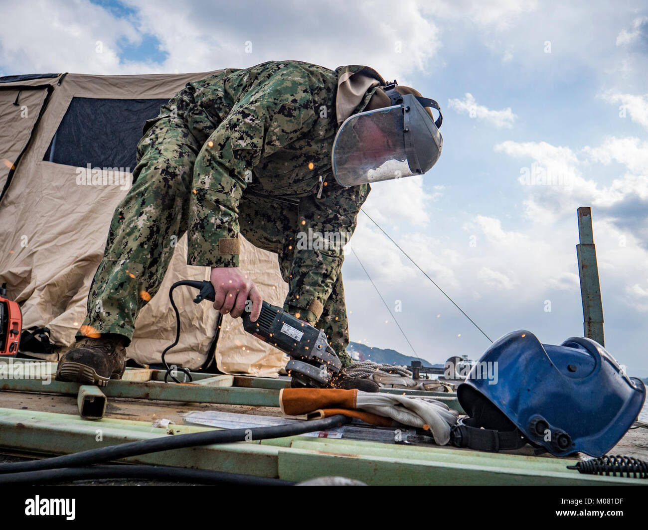 U.S. Navy Chief Steelworker Jesse Hamblin, assigned to Underwater ...
