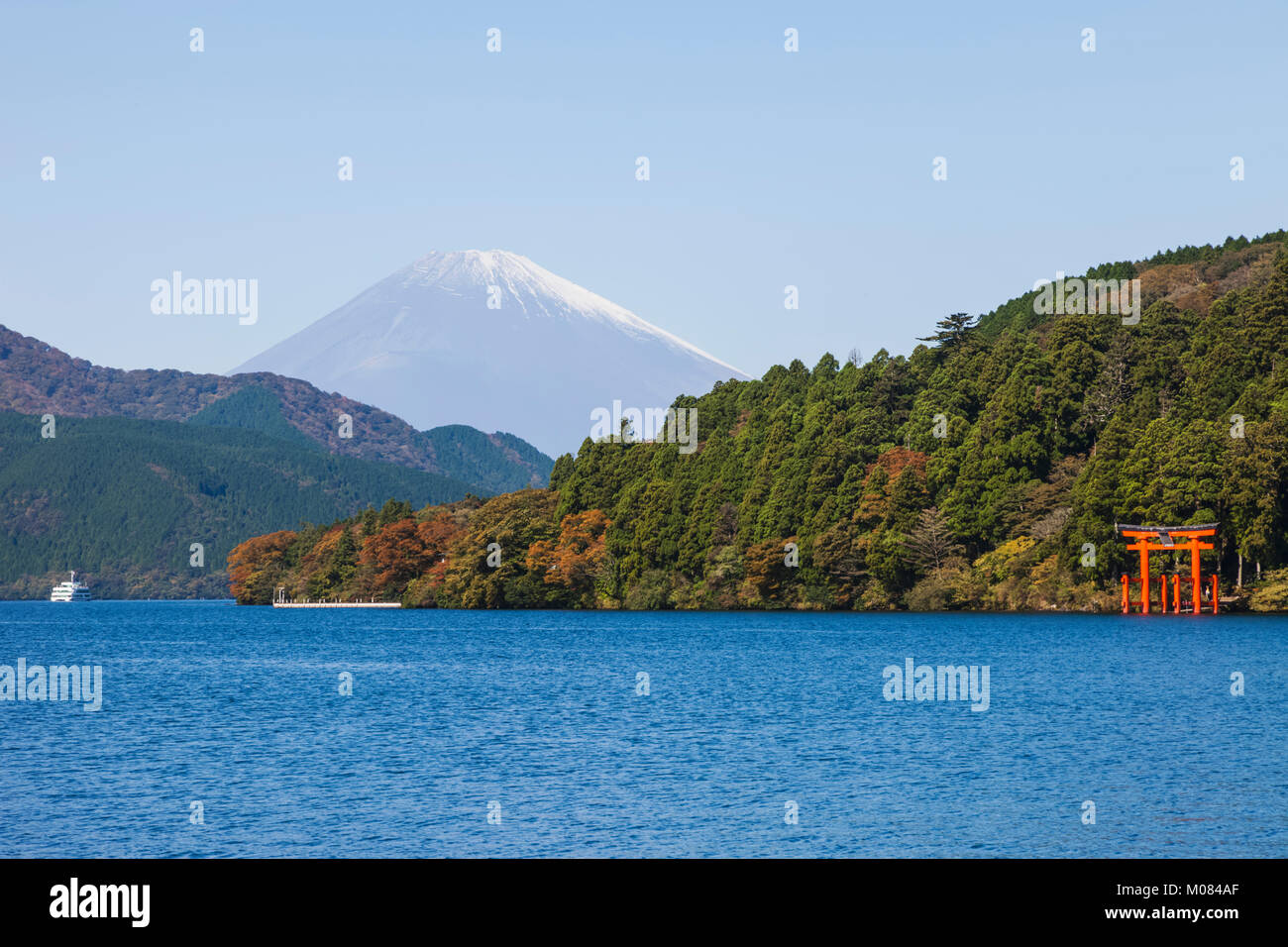 Japan, Honshu, Fuji-Hakone-Izu National Park, Lake Ashinoko and Mt.Fuji ...