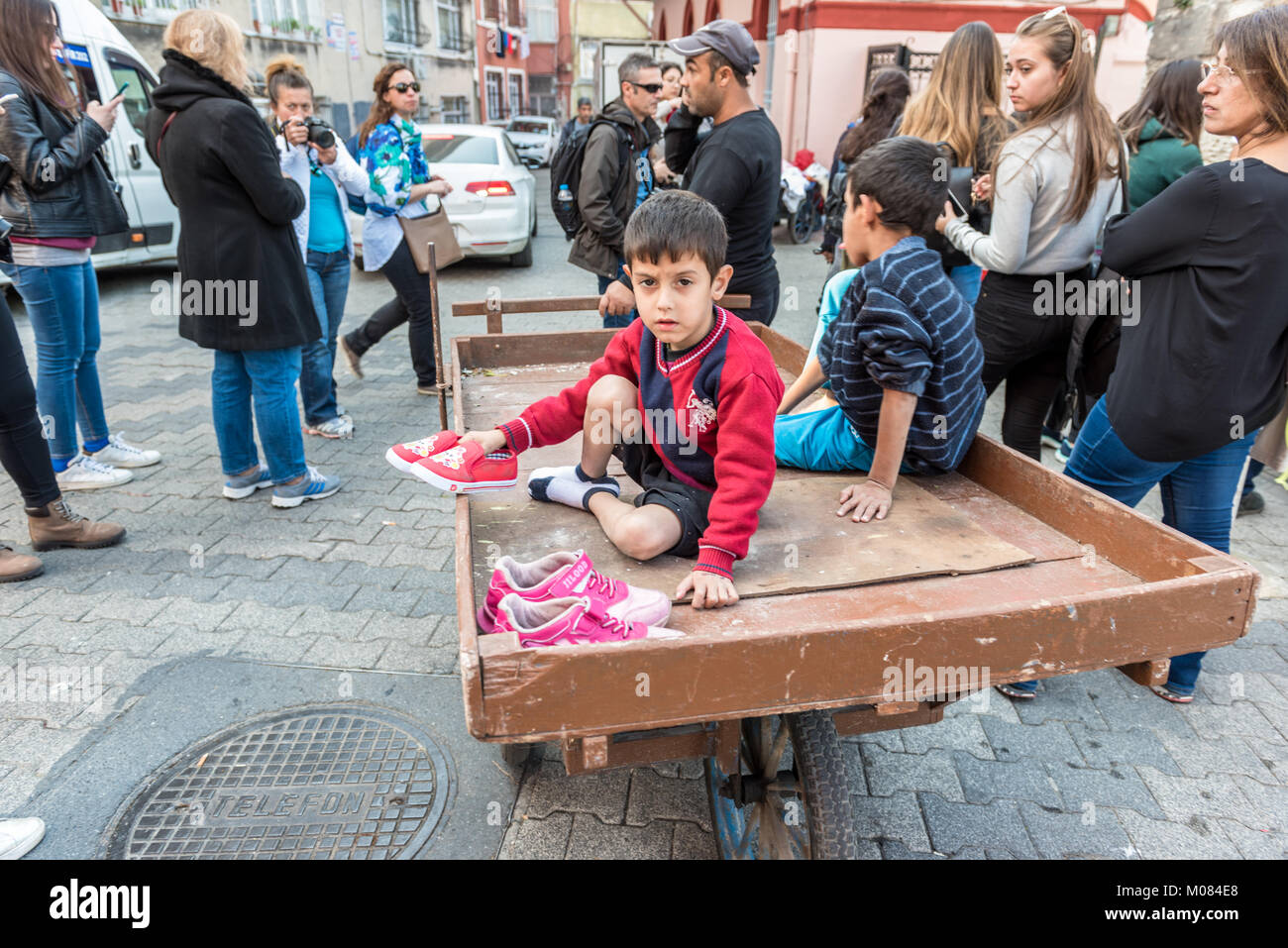 Transporting children hi-res stock photography and images - Alamy