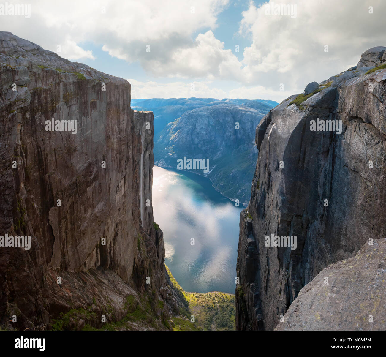 Kjeragbolten norway hi-res stock photography and images - Alamy