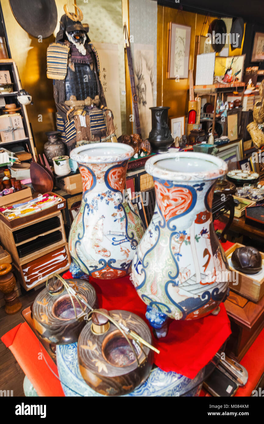 Japan, Honshu, Tokyo, Antique Shop Stock Photo - Alamy