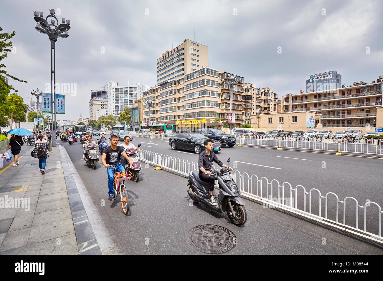 Kunming, China - September 20, 2017: Busy street in Downtown Kunming ...