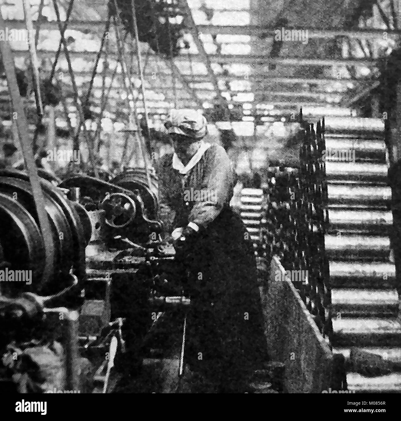 1st world war shells hi-res stock photography and images - Alamy