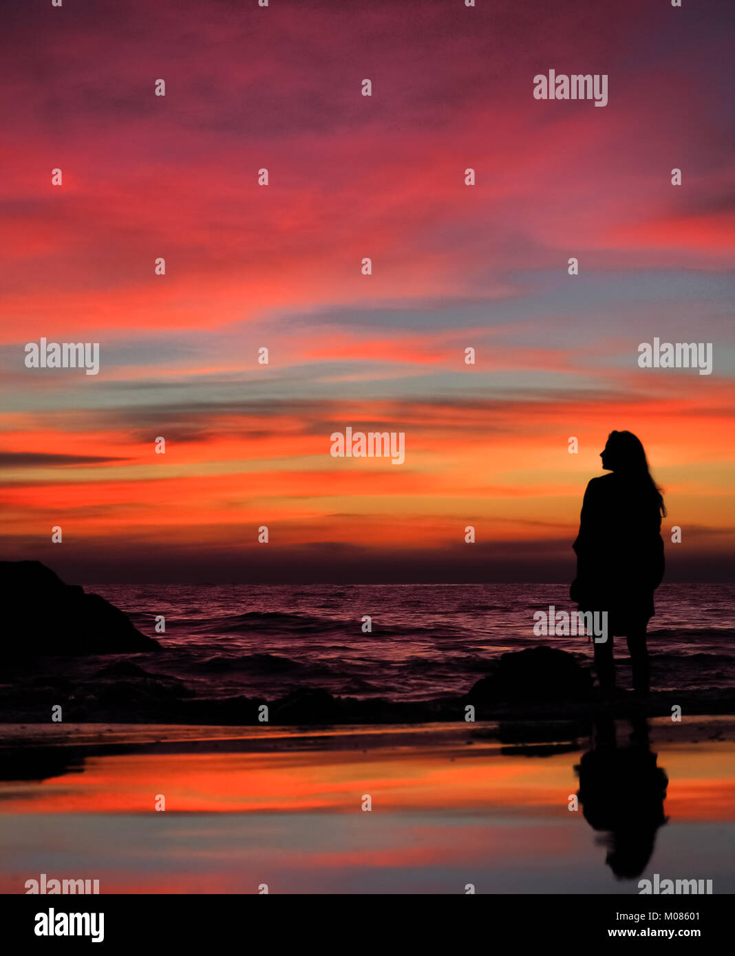 Silhouette clouds hi-res stock photography and images - Alamy