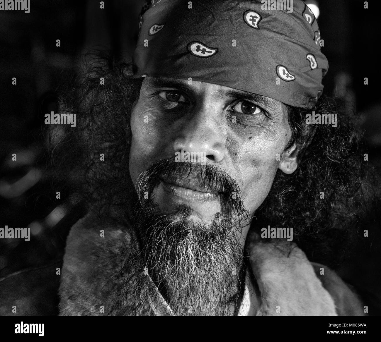 Thai man woman people Black and White Stock Photos & Images - Alamy