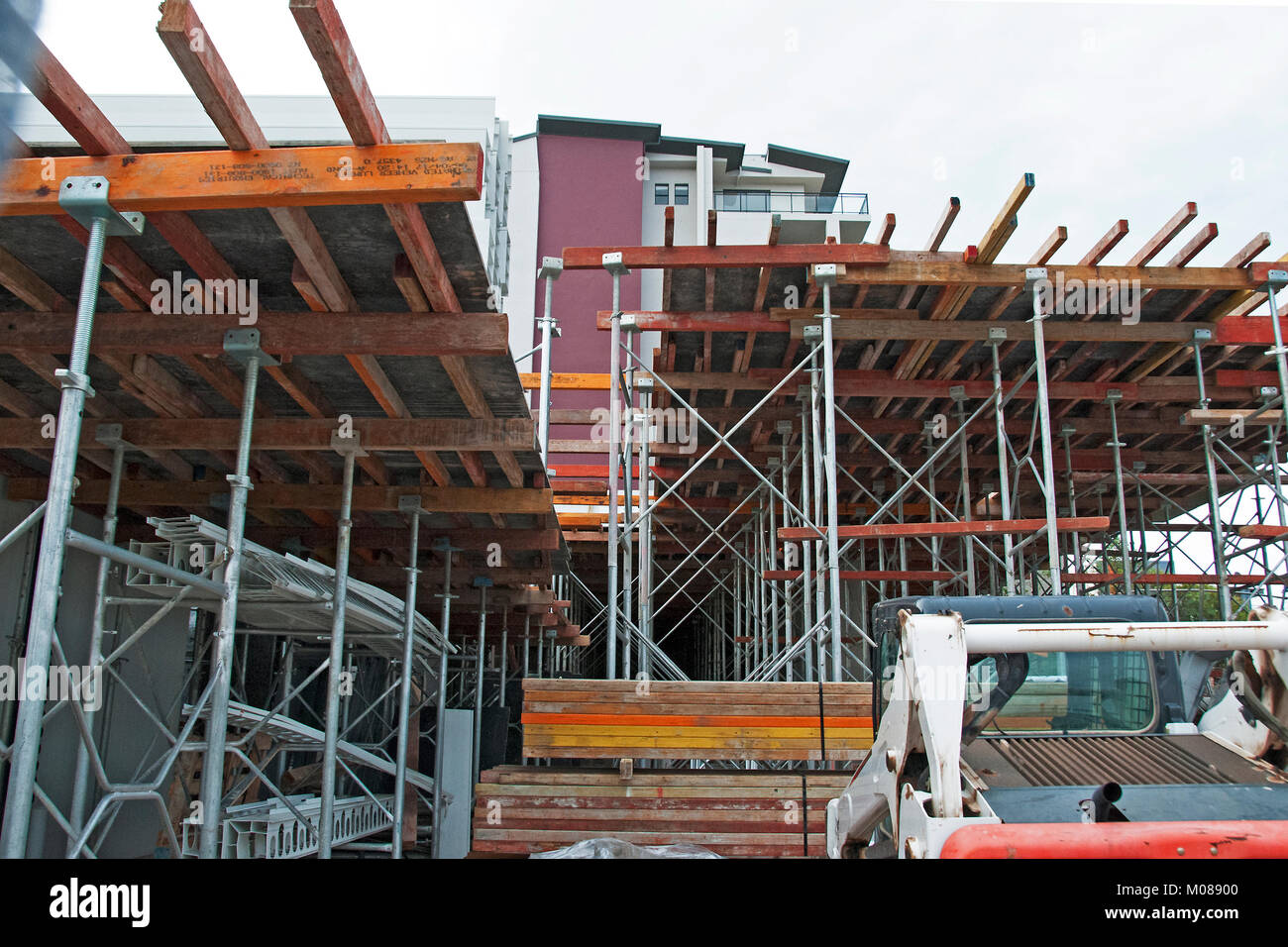 Construction concrete block apartment building hi-res stock photography ...