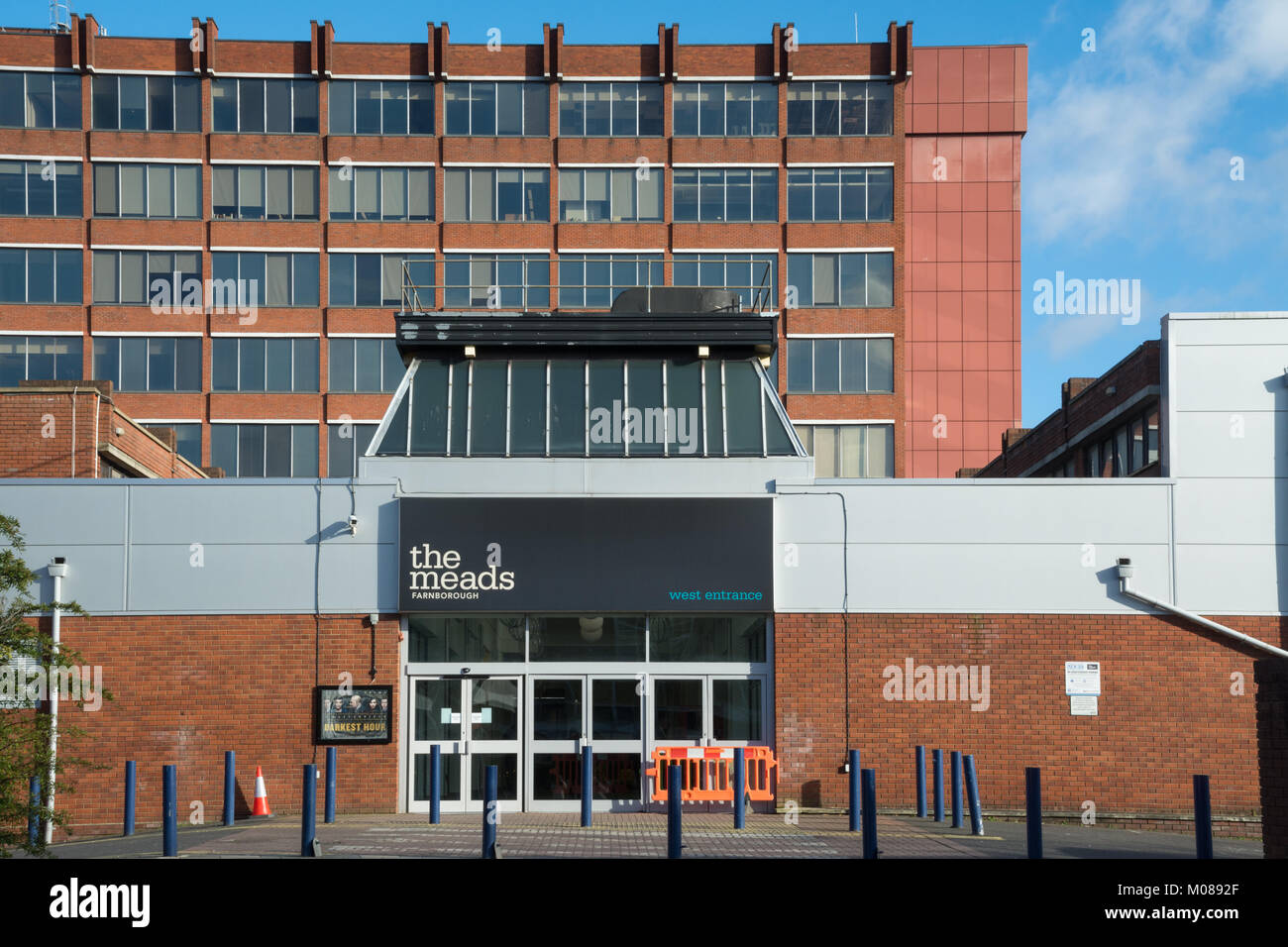 Indoor shopping centre hi-res stock photography and images - Alamy