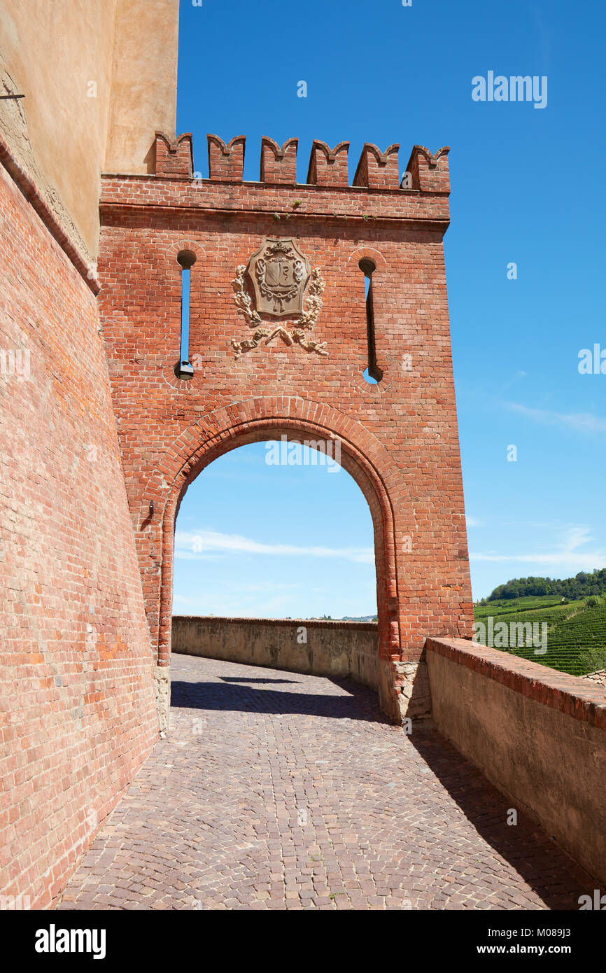 Medieval brick architecture hi-res stock photography and images - Alamy