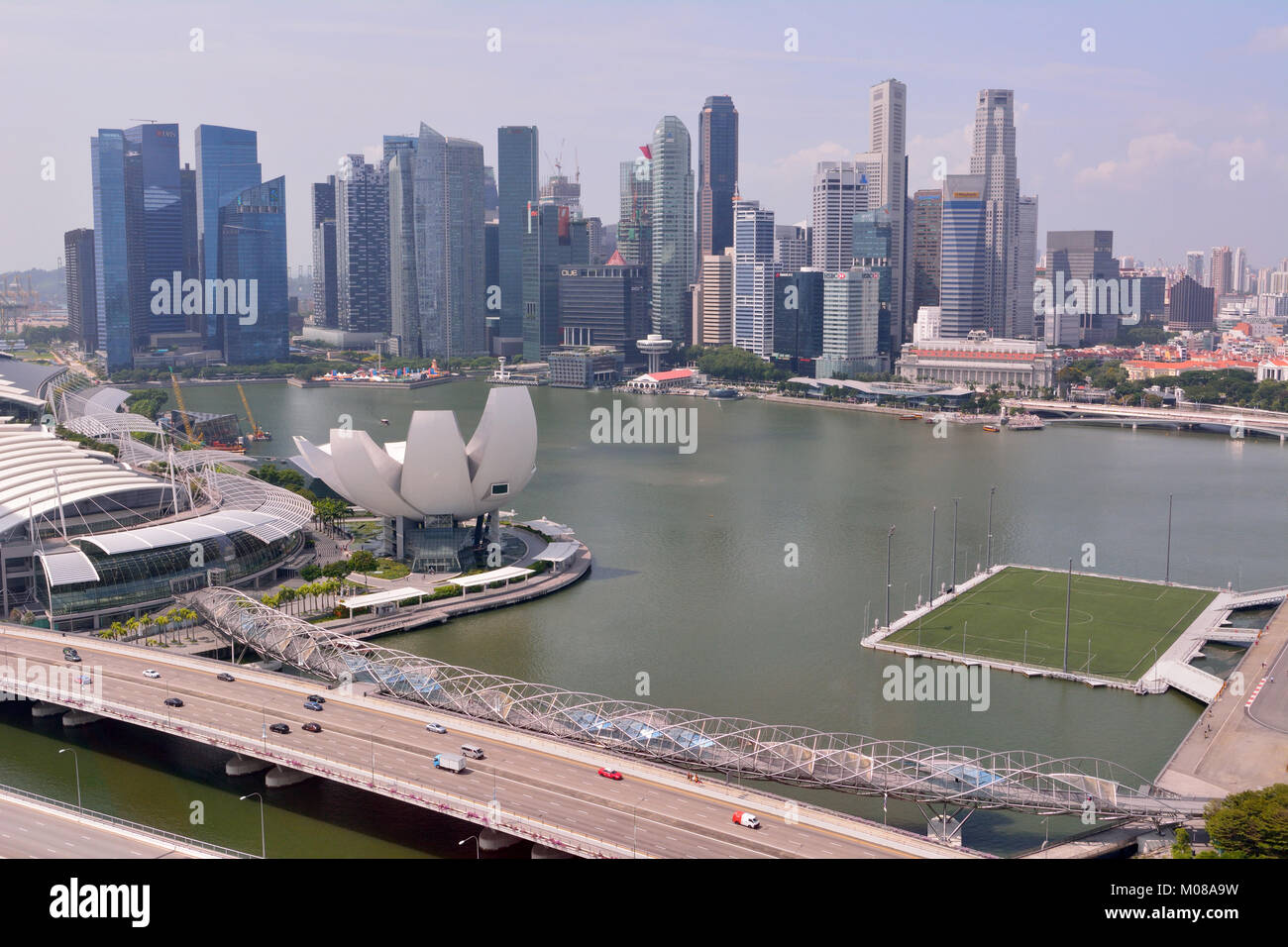 Bayfront avenue singapore hi-res stock photography and images - Alamy