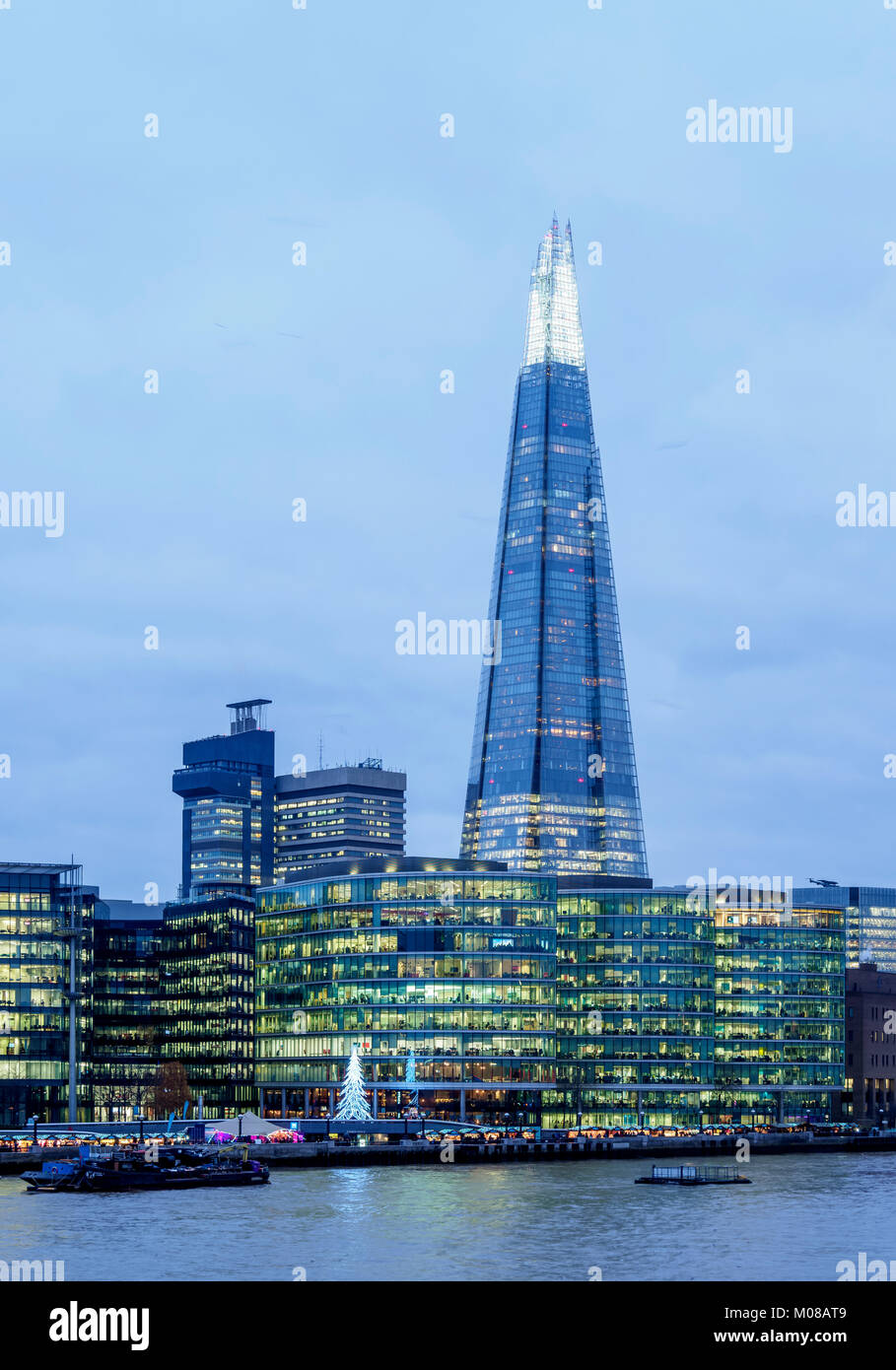 Modern Architecture by the Queens Walk and The Shard at twilight ...