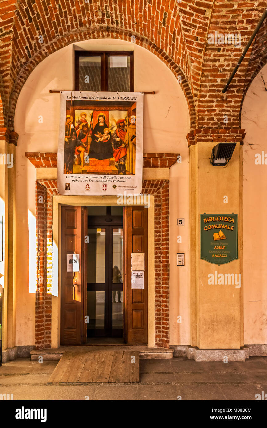 Italy library public village hi-res stock photography and images - Alamy
