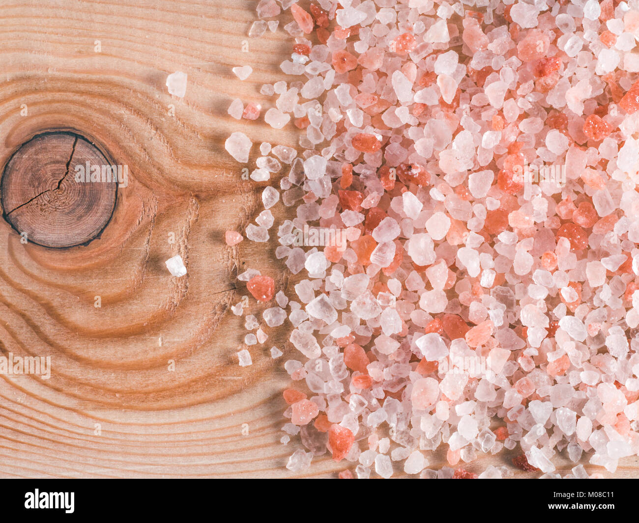 Himalayan pink salt in crystals Stock Photo - Alamy