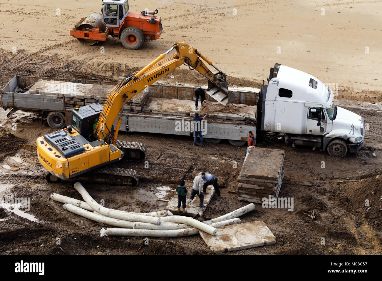 Messy construction site hi-res stock photography and images - Alamy