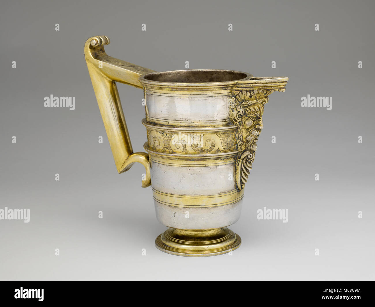 This jarro de pico, or spouted jar, is a distinctive piece of pottery ...