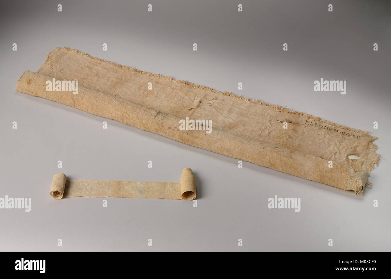 Mummification process hi-res stock photography and images - Alamy