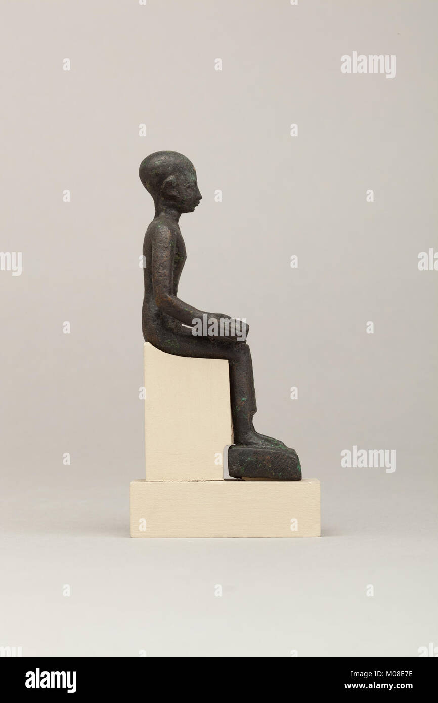 Imhotep statue hi-res stock photography and images - Alamy