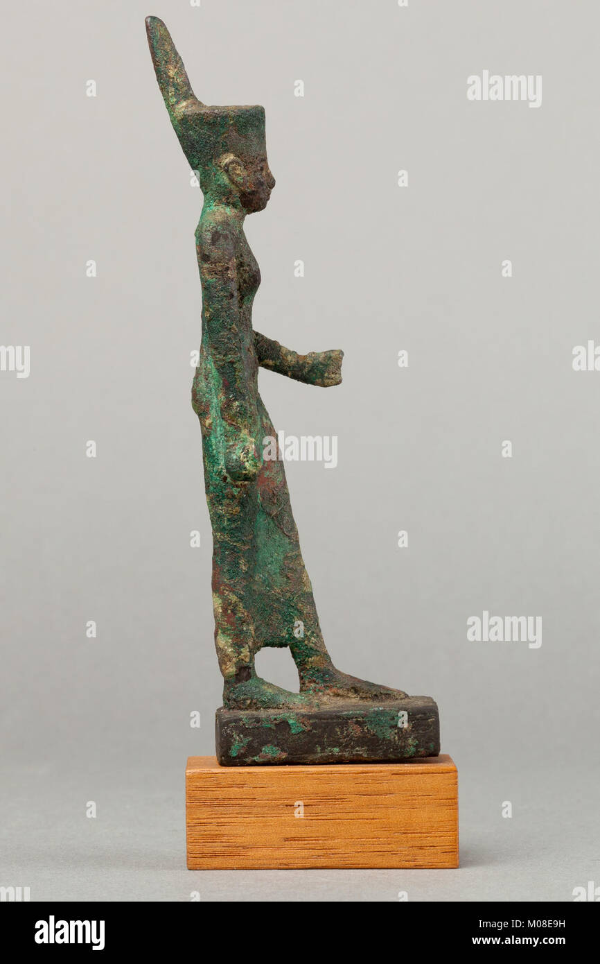 Ancient egyptian goddess neith hi-res stock photography and images - Alamy
