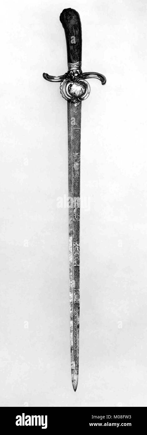 This hunting sword is an example of 16th-century weaponry. It features ...