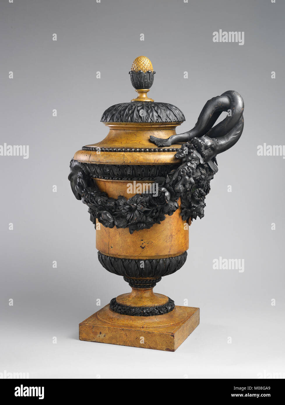 Neoclassical vase hi-res stock photography and images - Alamy