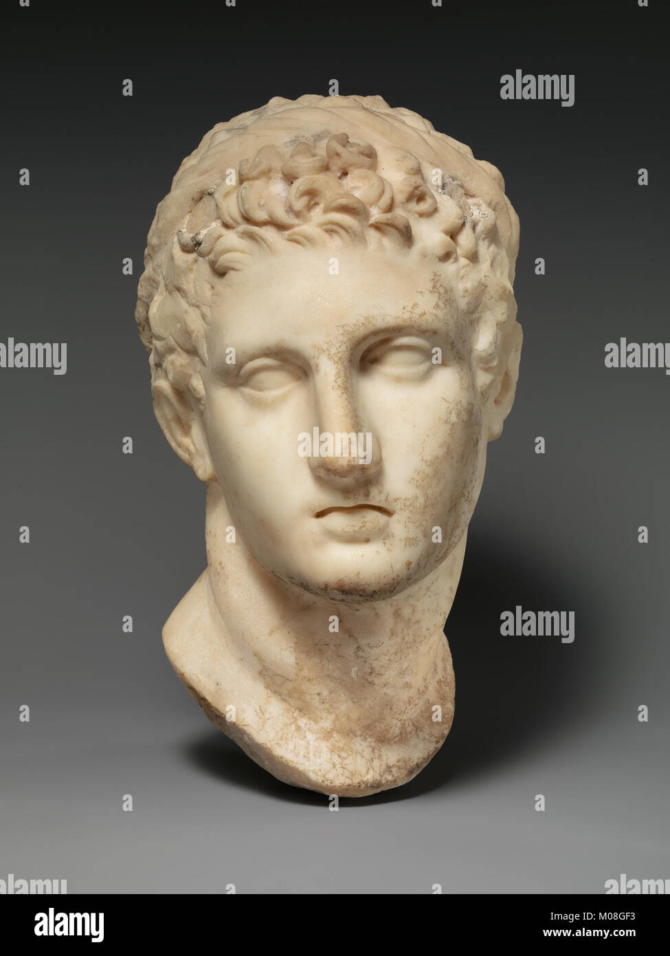 Marble sculpture depicts head hi-res stock photography and images - Alamy