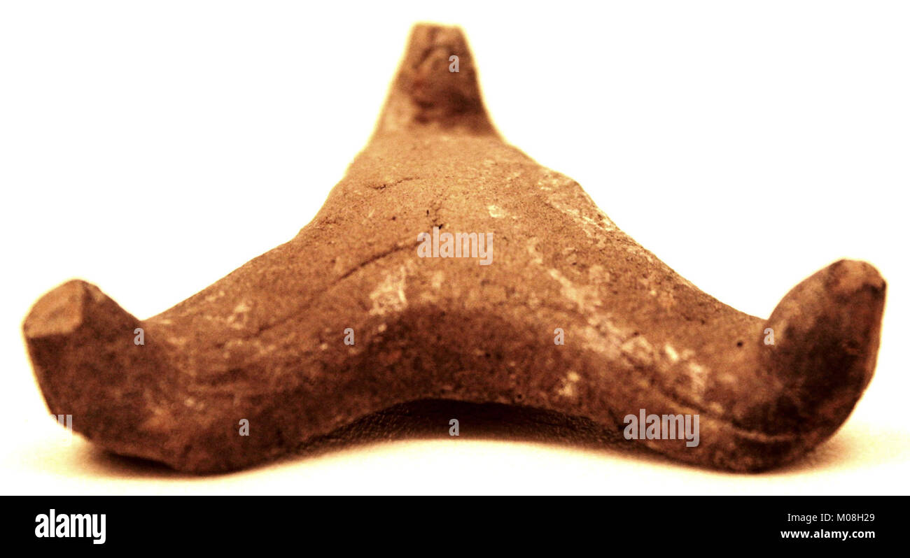 This kiln stand is a durable tool used in pottery and ceramic ...