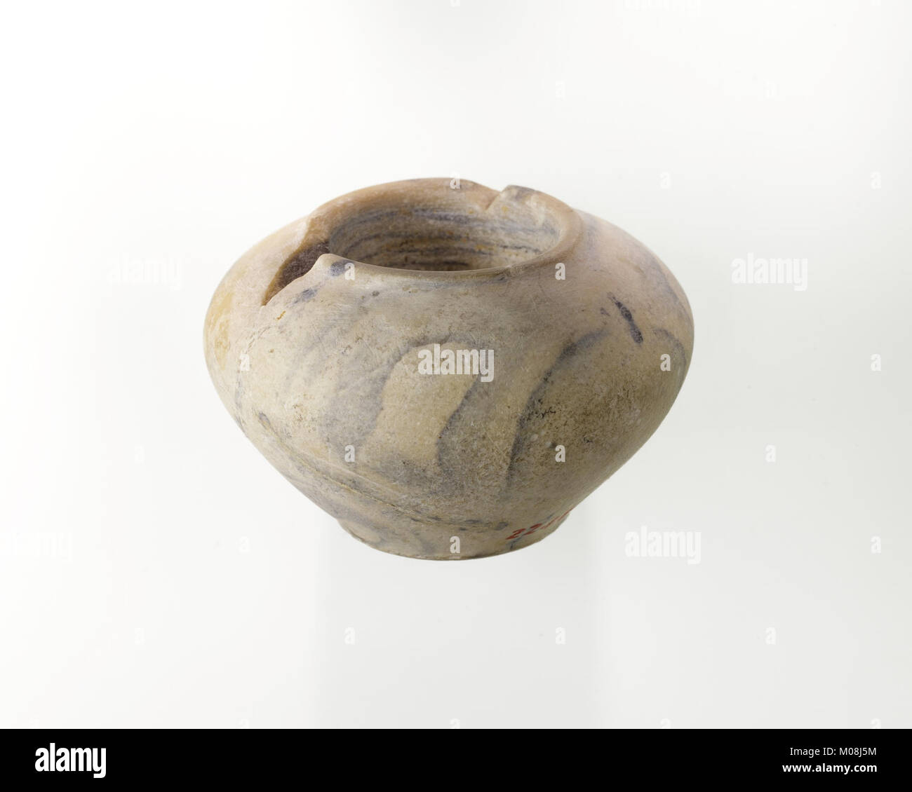 Kohl pot hi-res stock photography and images - Alamy