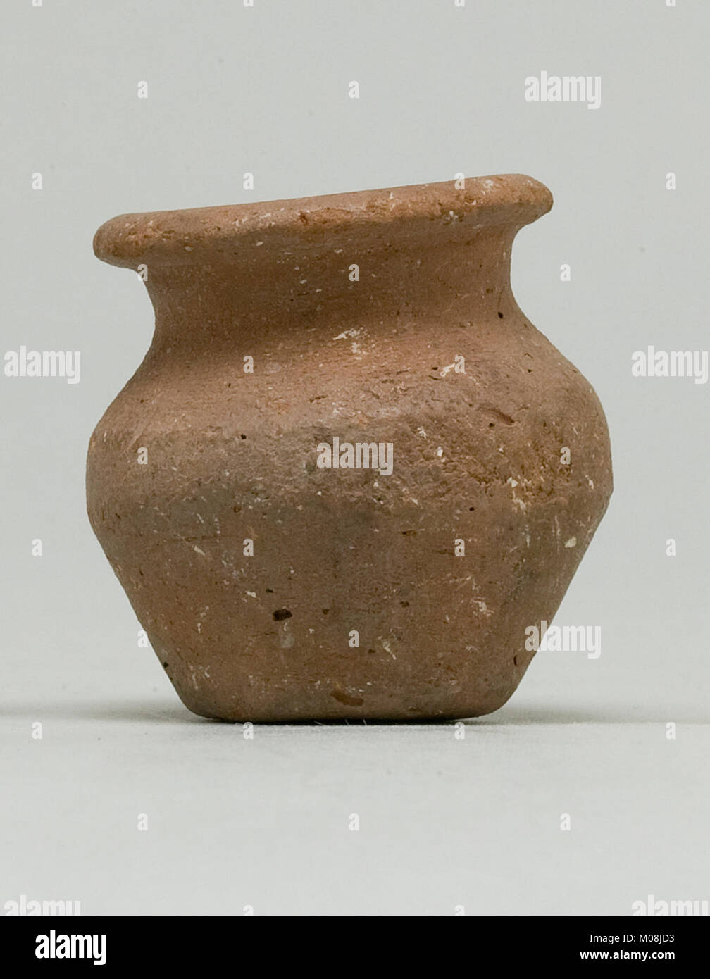 This kohl pot was used for applying cosmetic powder in ancient cultures ...
