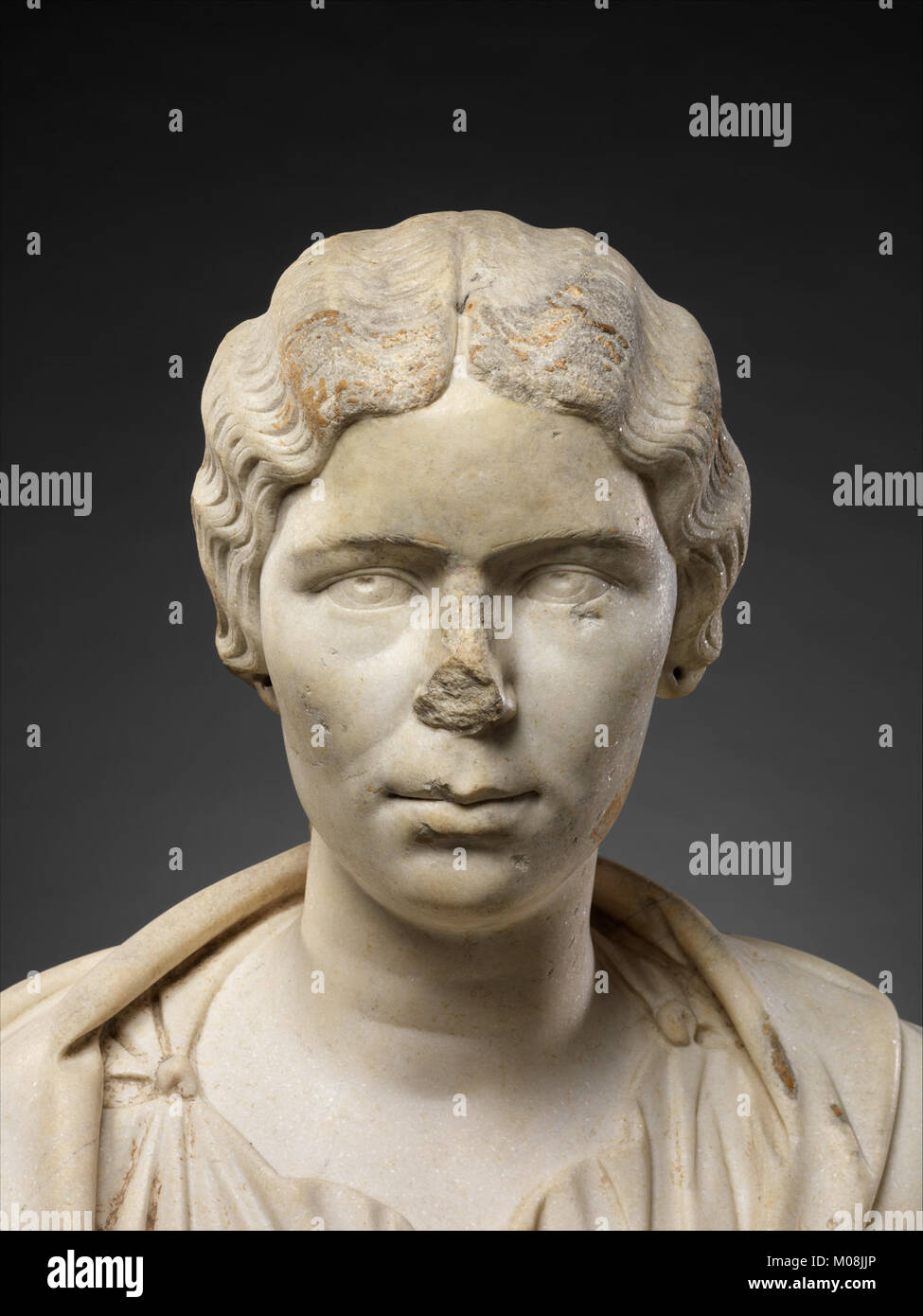 Roman busts hi-res stock photography and images - Alamy