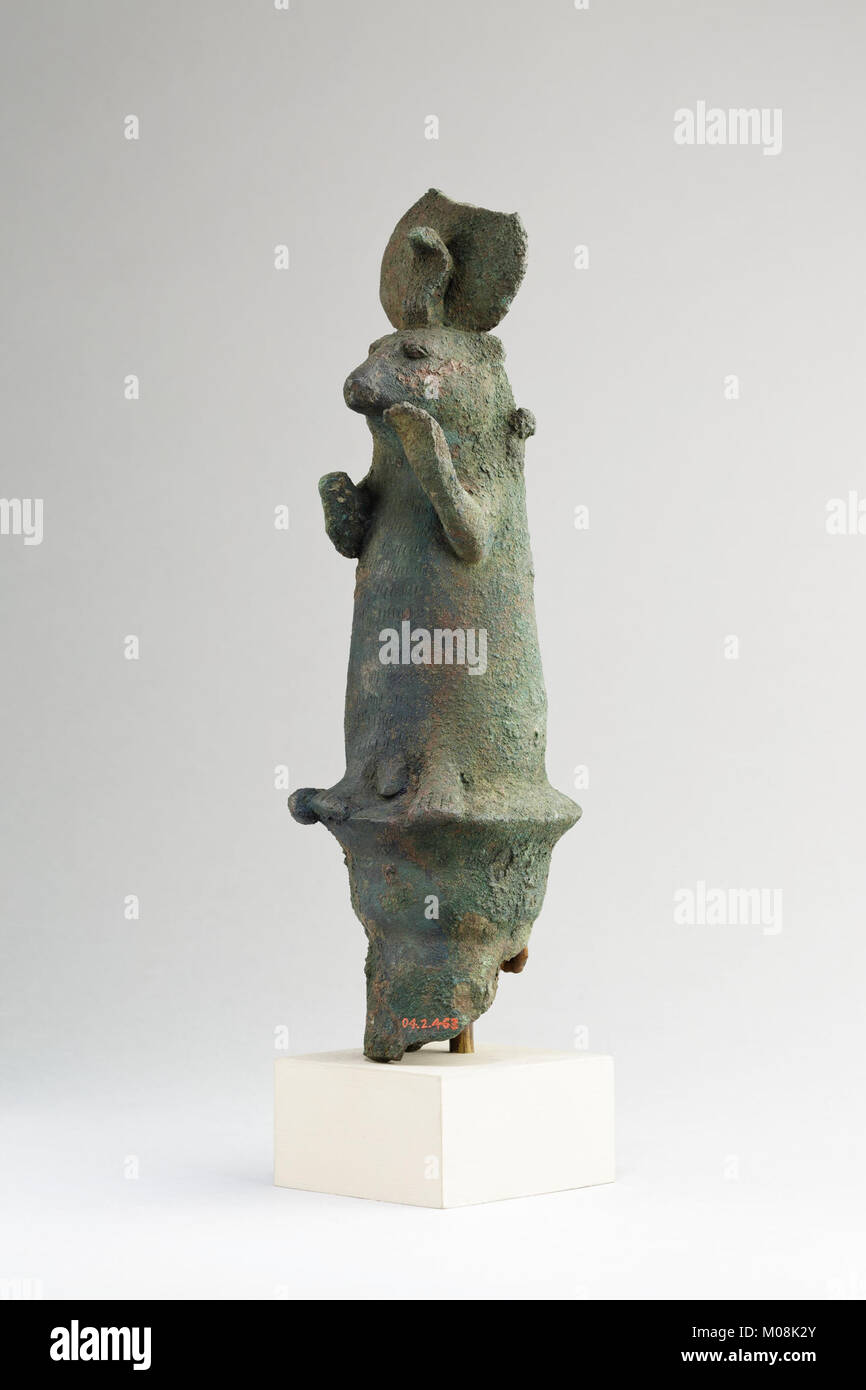 Papyrus shaped pillar hi-res stock photography and images - Alamy