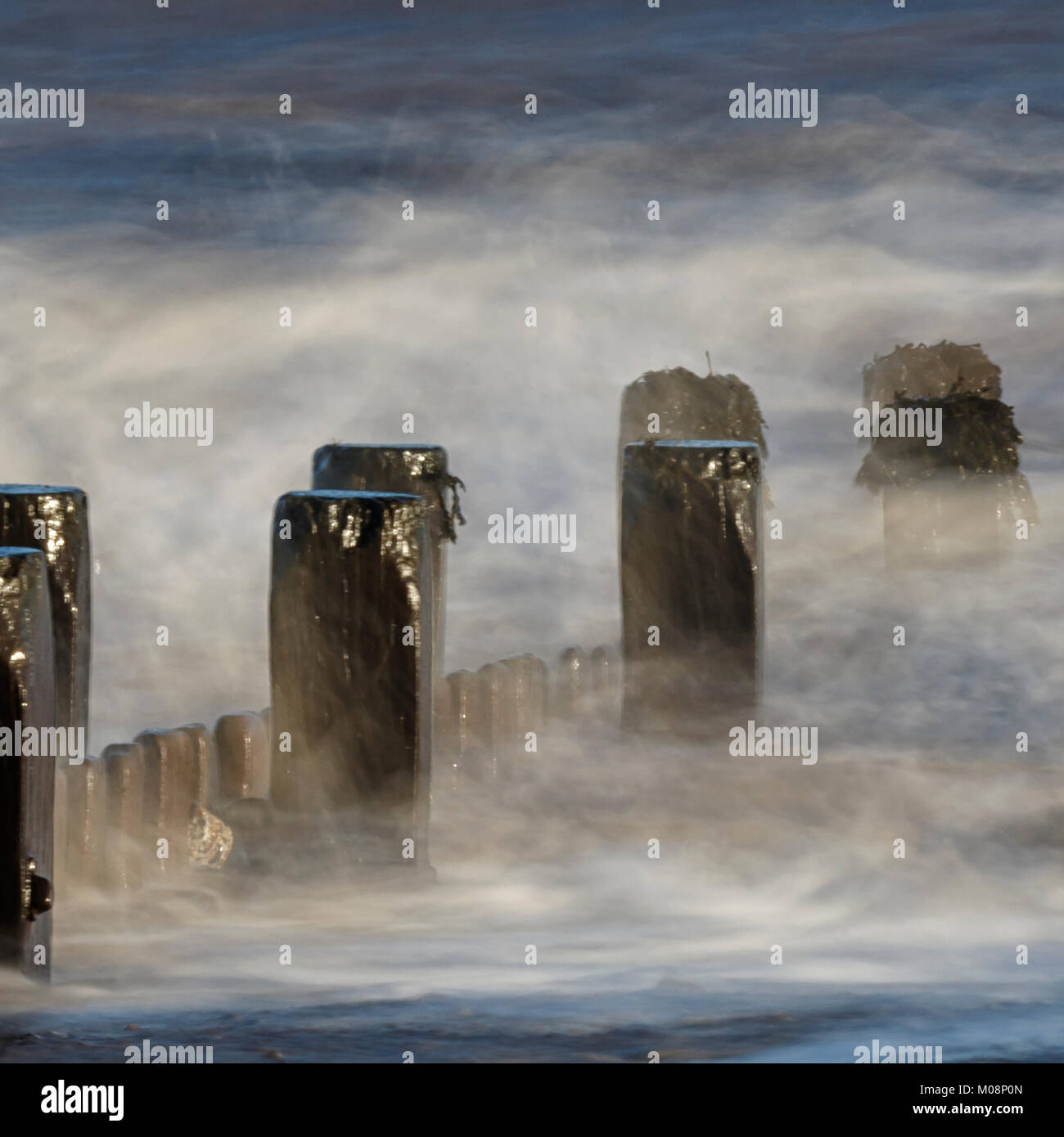Breaking waves in slow motion - artistic effect Stock Photo - Alamy
