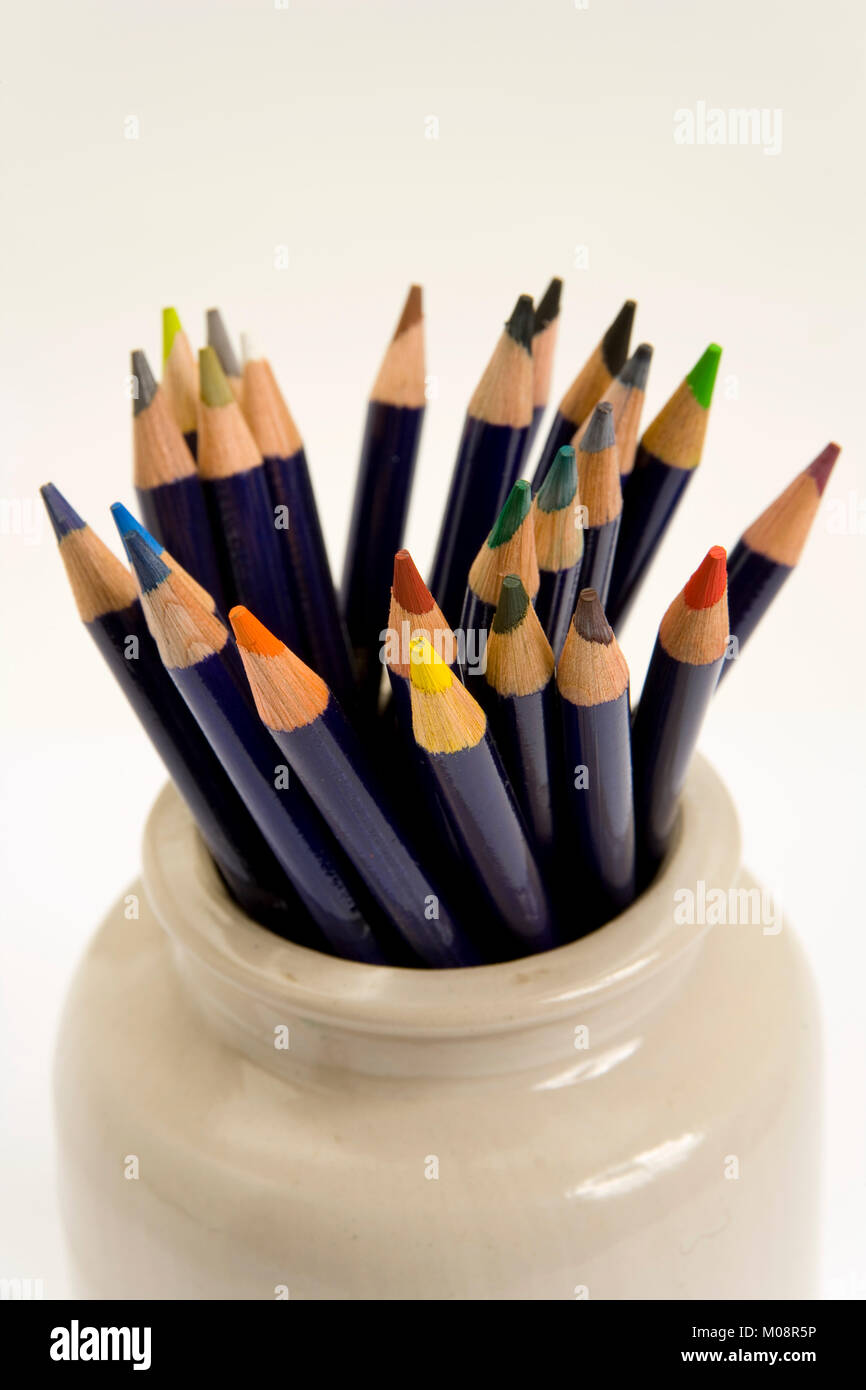 Artists pencils in pot hi-res stock photography and images - Alamy