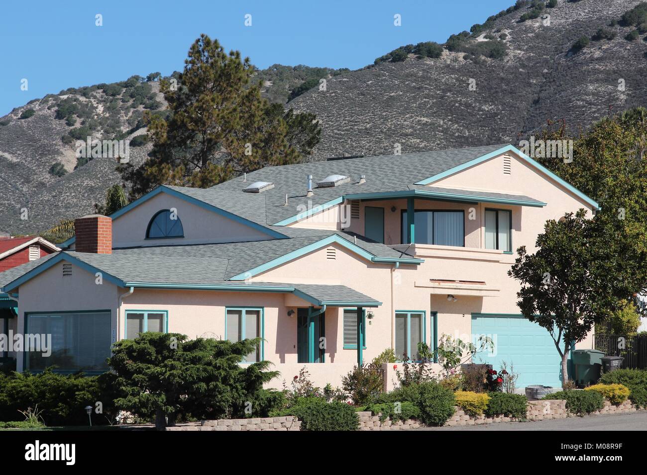 Typical american residential area hi-res stock photography and images ...
